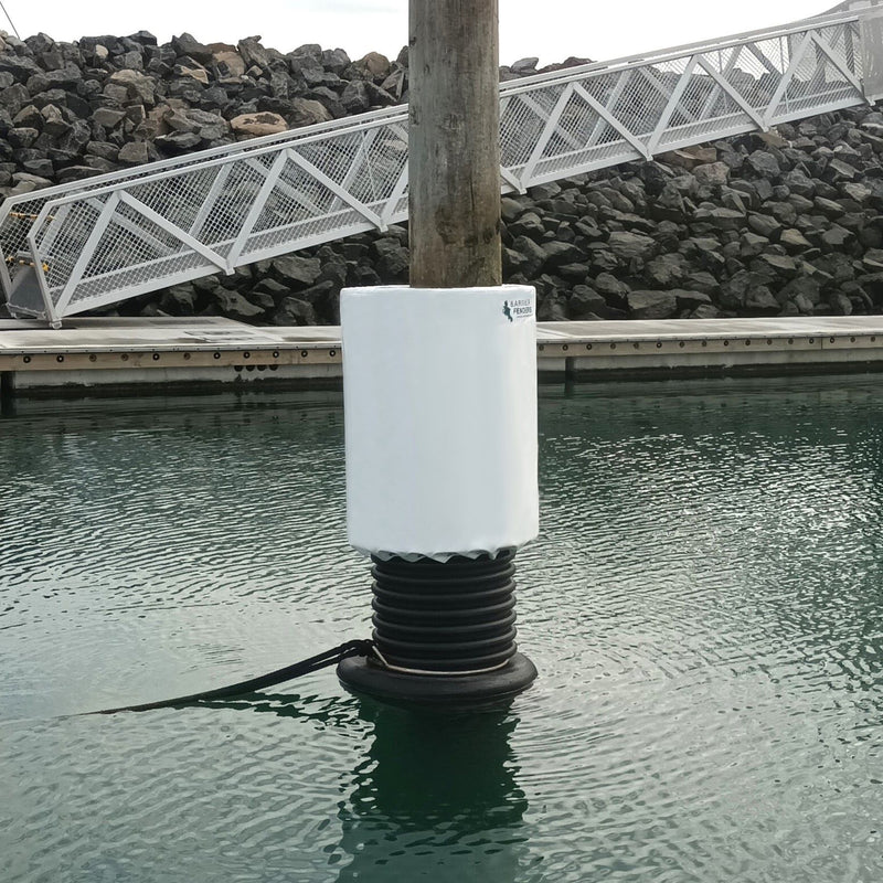 Barrier Pole Fenders / Protect your boat hull from damage - Hauraki Fenders
